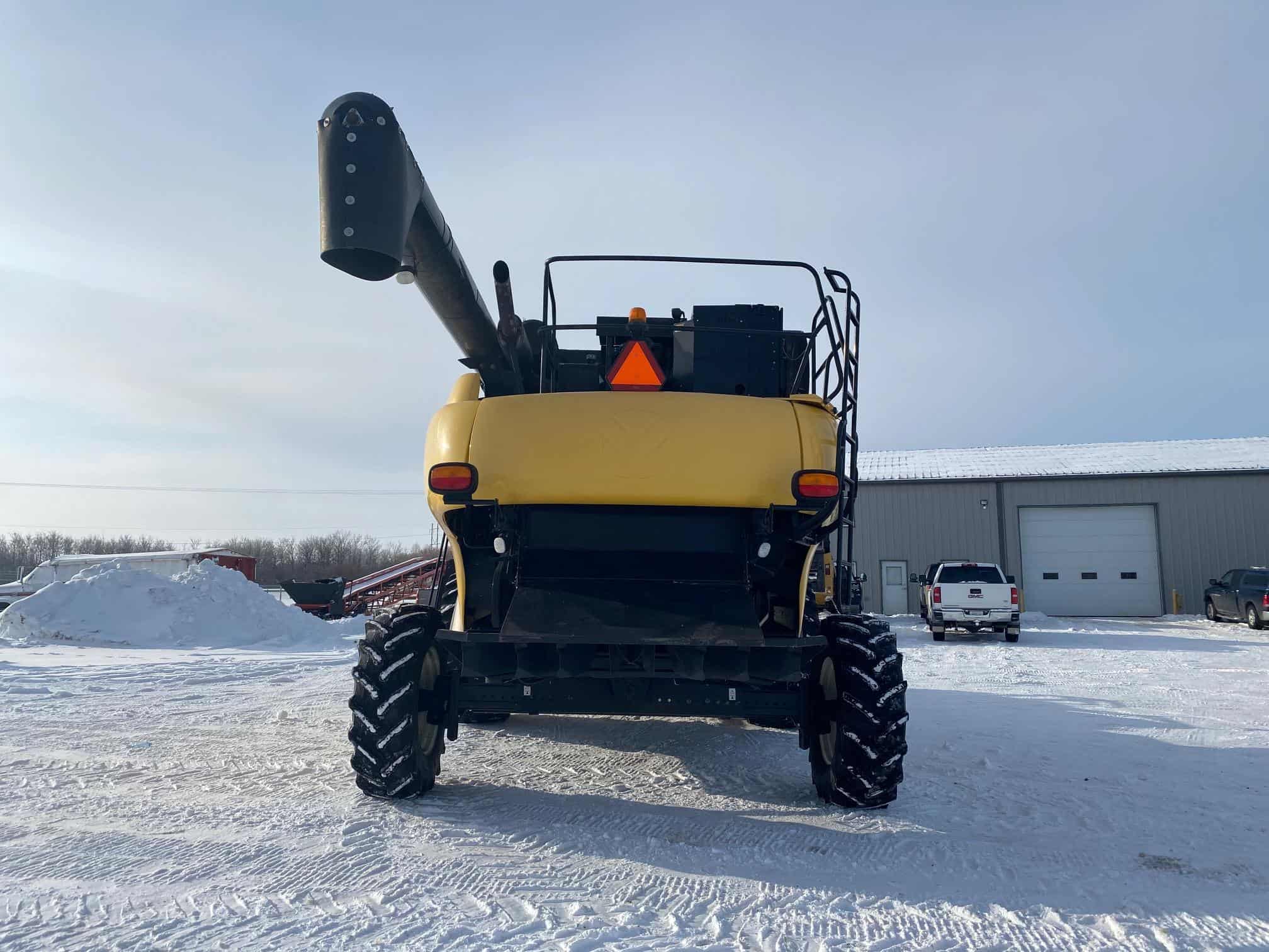 2005 New Holland CR960