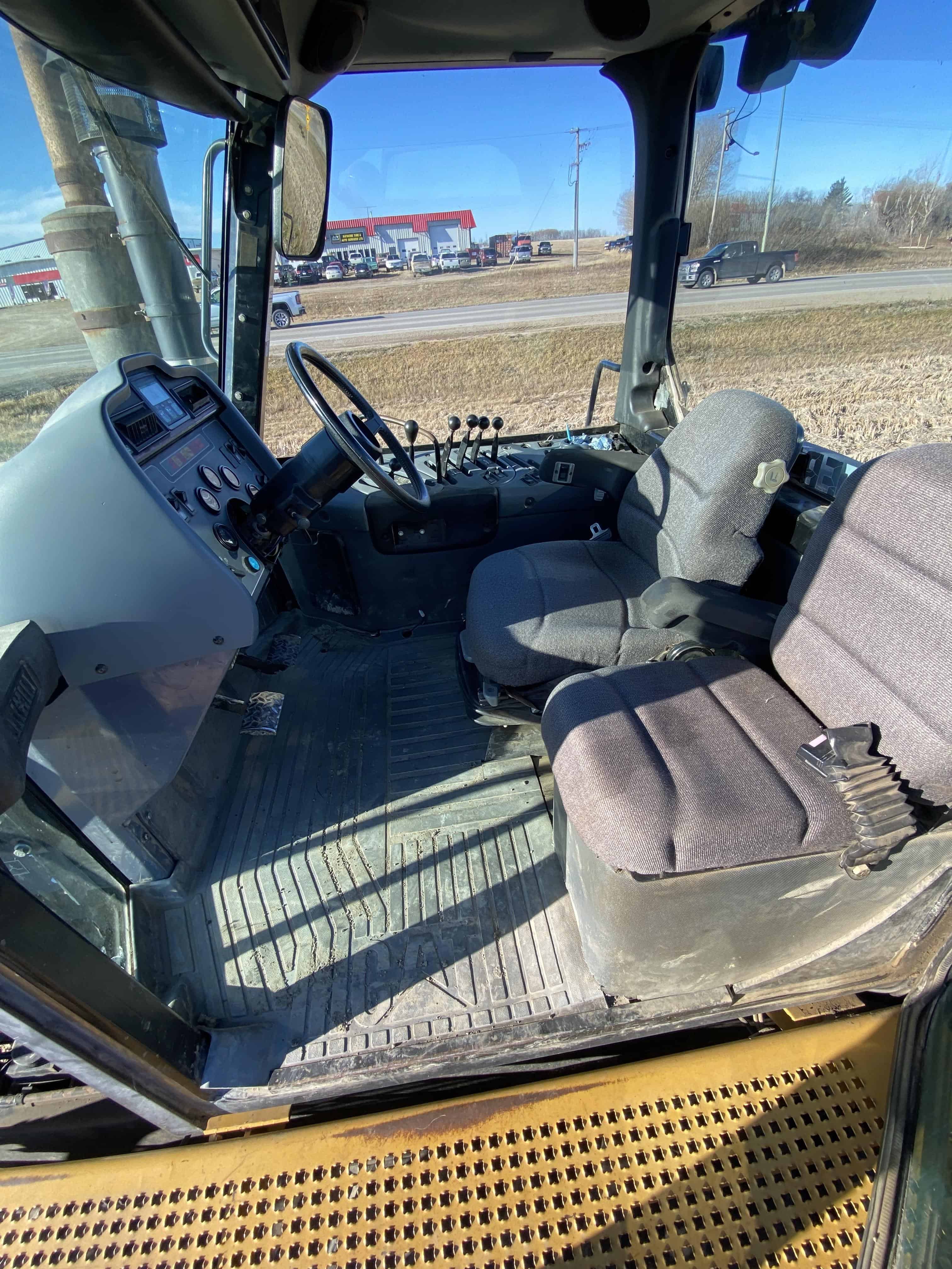 1998 CAT Challenger 85E