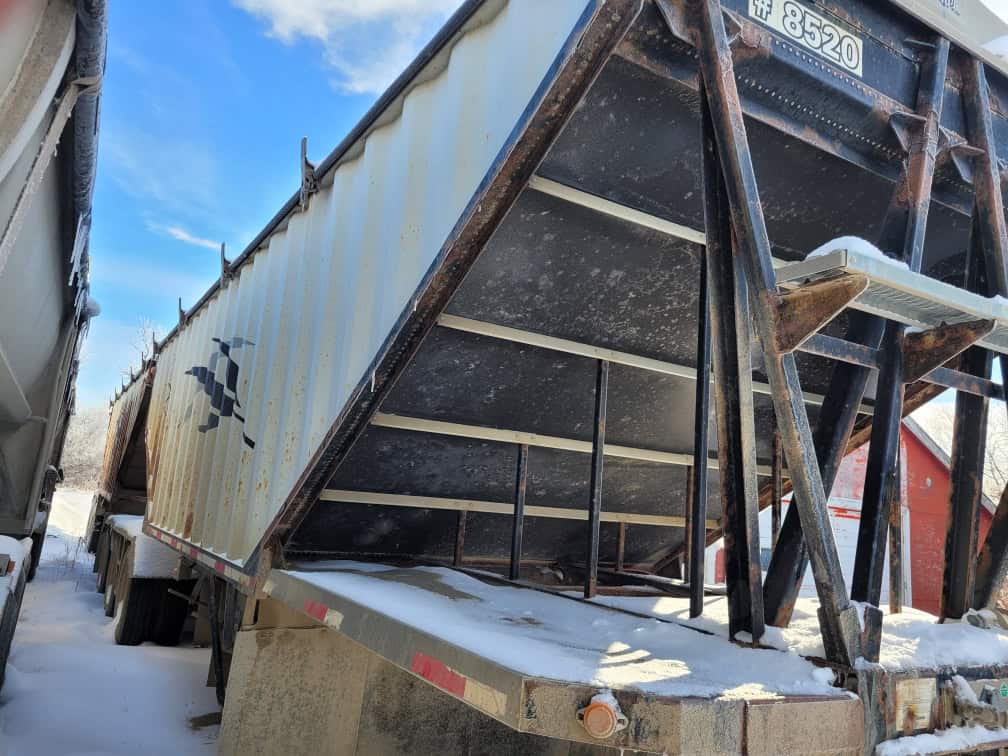 2009 Load King Grain Wagons Super B Trailers